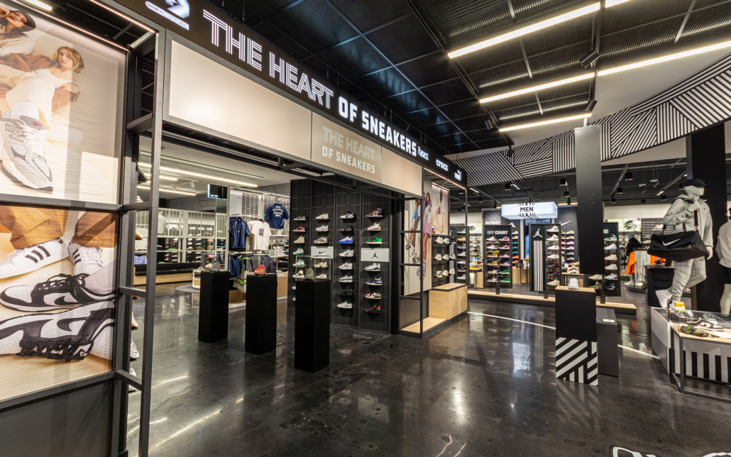 Connor Construction Delivers Foot Locker’s Store of the Future